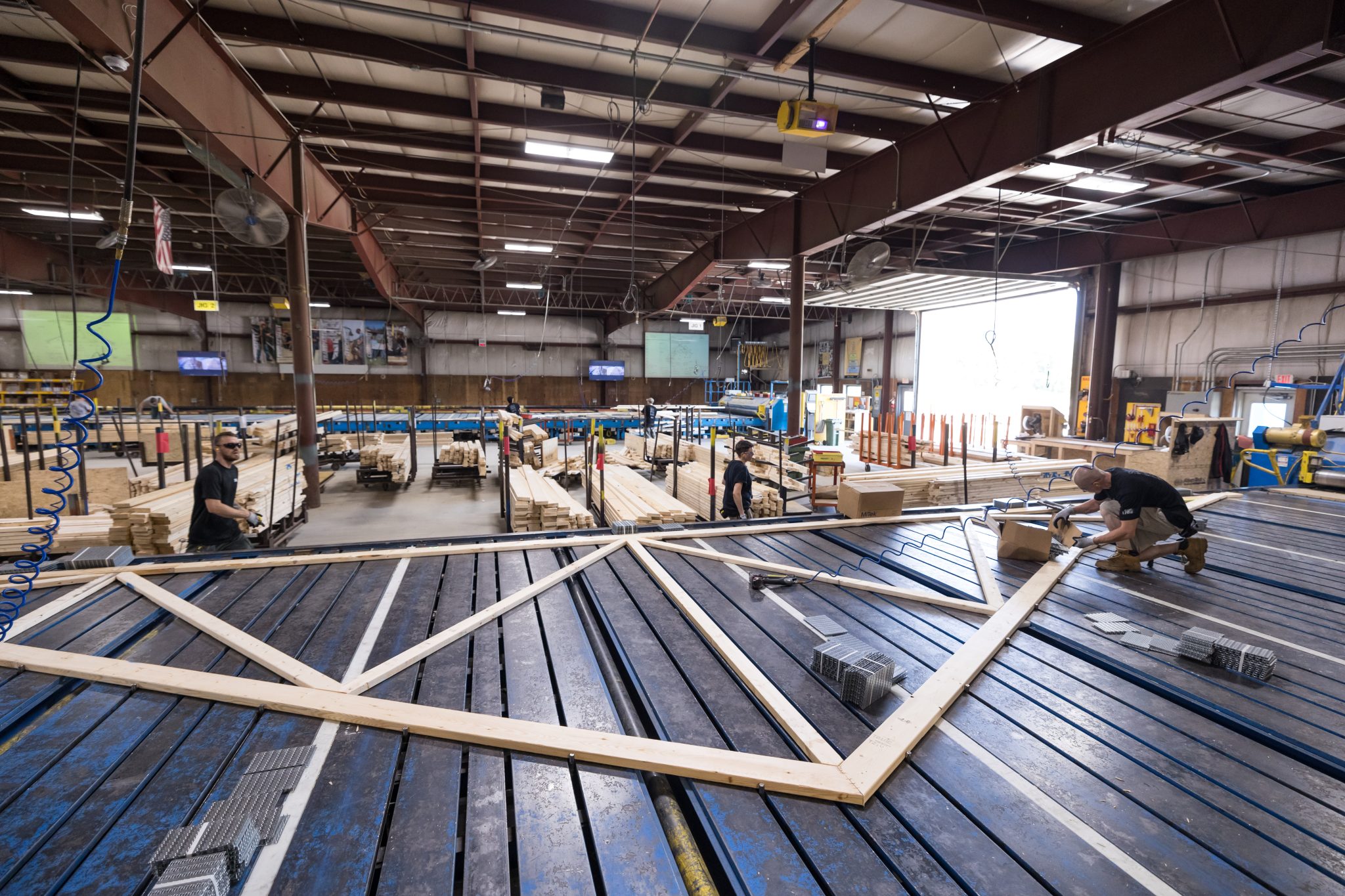 Mainely Trusses Team High Five! - Hancock Lumber