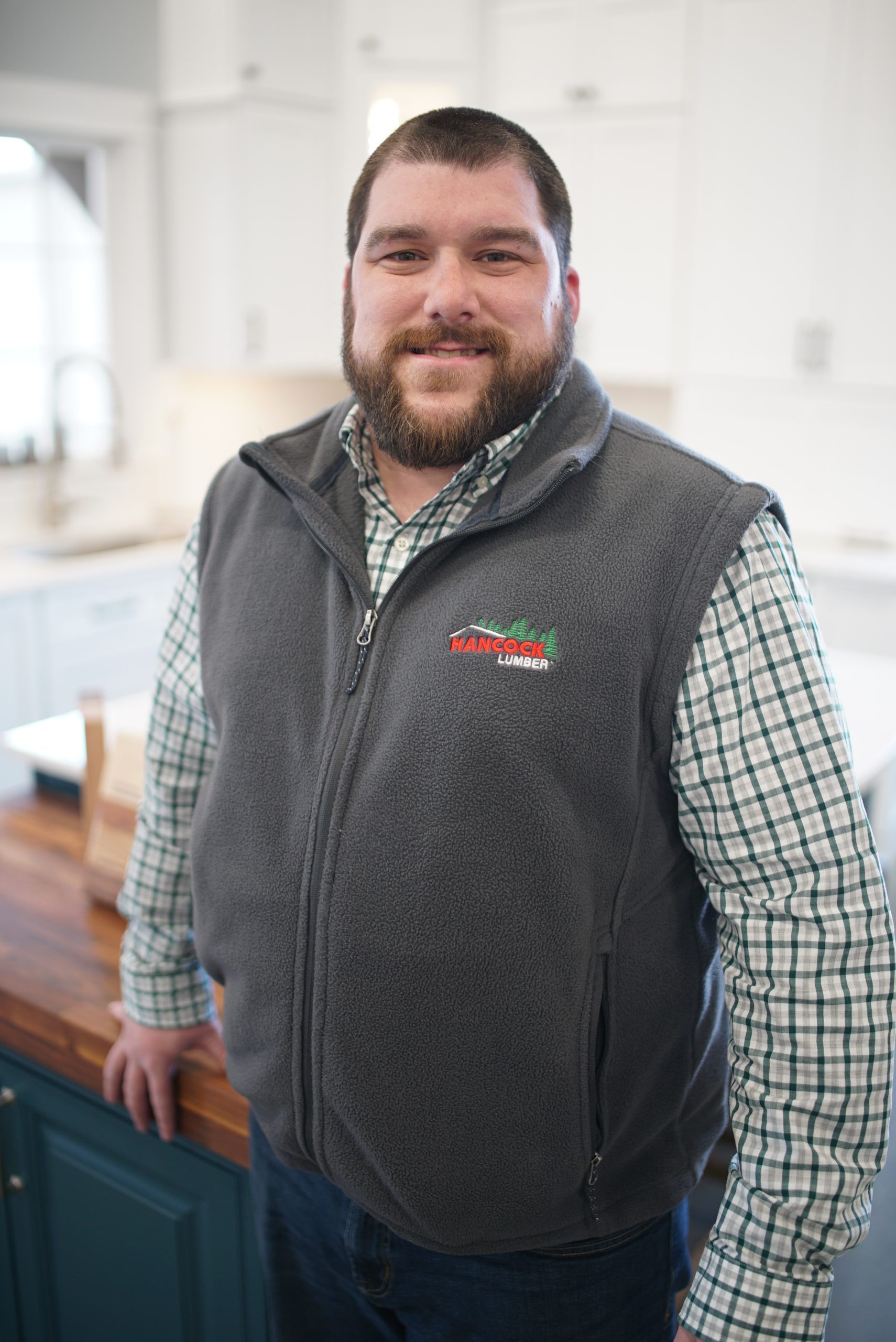 Matt Bissonnette & Sean Luce High Five! - Hancock Lumber