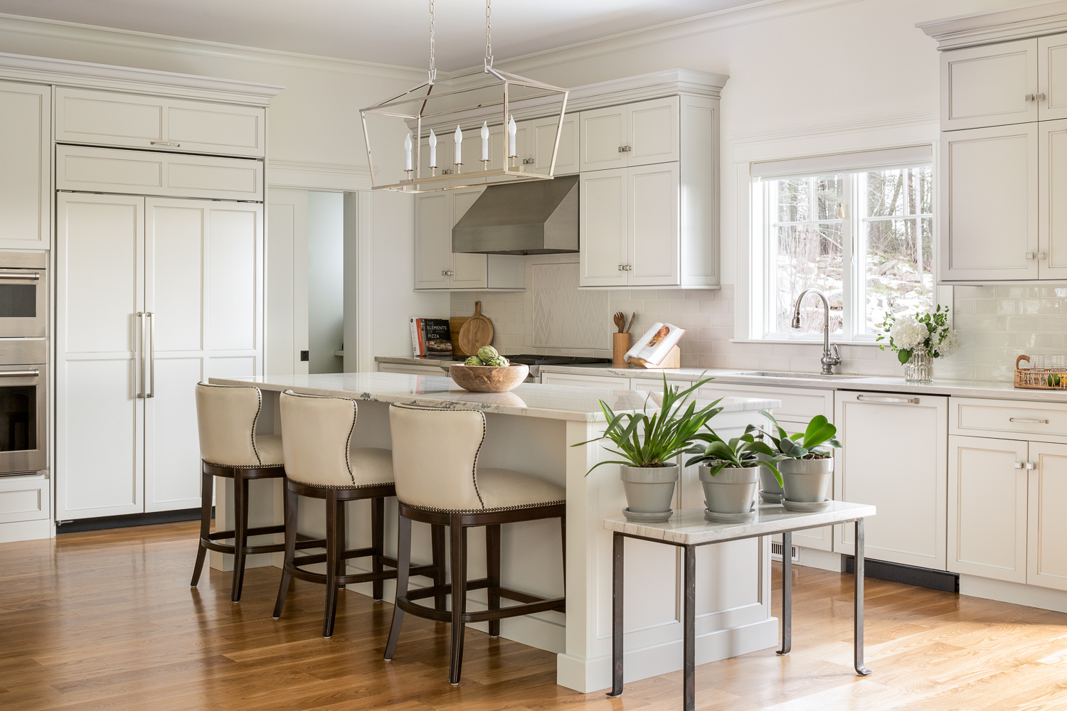 See a Kitchen Design Showroom Project Come to Life! - Hancock Lumber